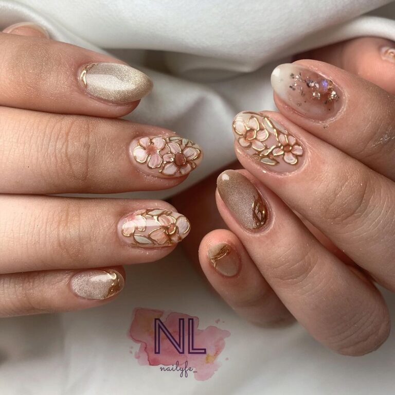 25 Most Beautiful Wedding Nails To Rock On Your Big Day - Trendy Universe