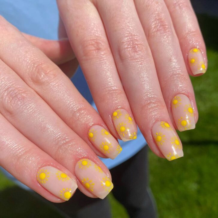 25 April Nails That Are Totally Vibing With This Spring Month