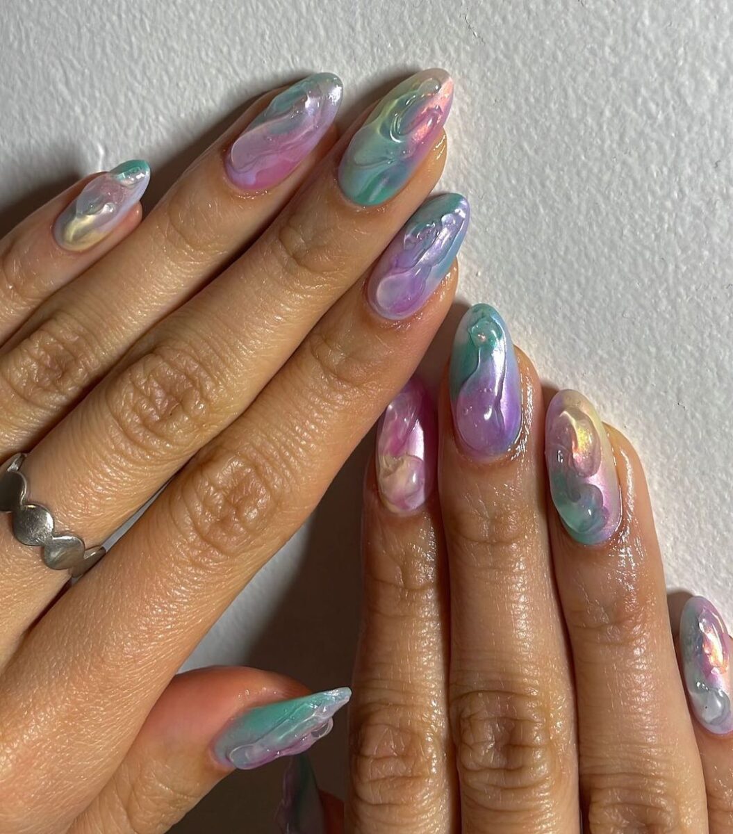 24 Colorful Chrome Nails You Totally Can’t Afford To Miss