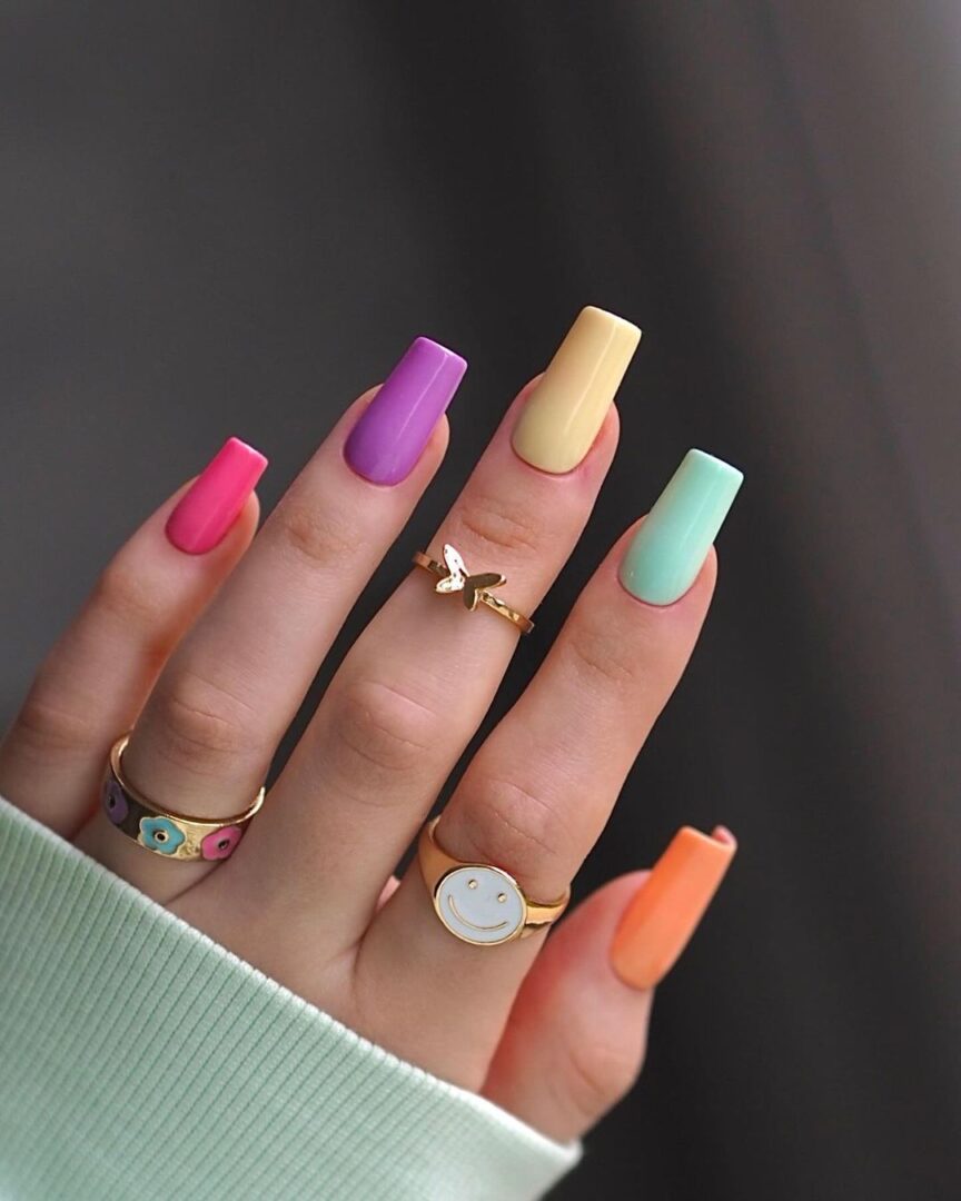 25 April Nails That Are Totally Vibing With This Spring Month