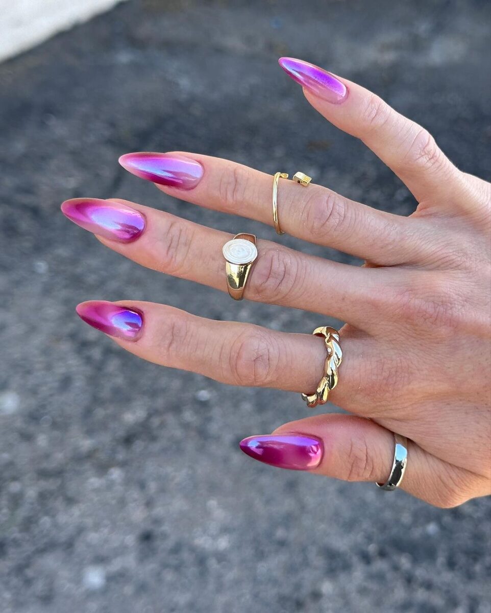 24 Colorful Chrome Nails You Totally Can’t Afford To Miss