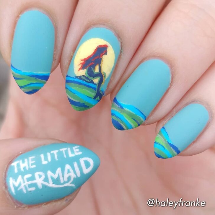 22 Fun Blue Nails That Will Level Up Your Manicure