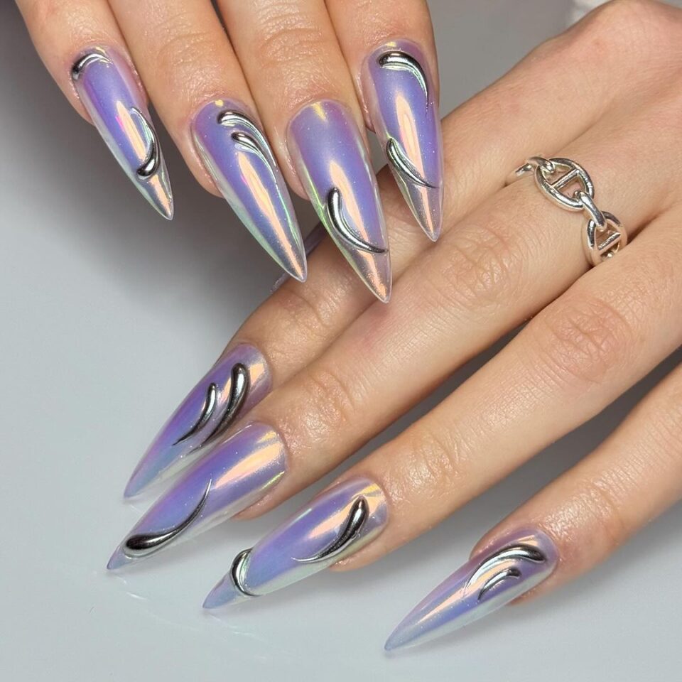24 Colorful Chrome Nails You Totally Can’t Afford To Miss