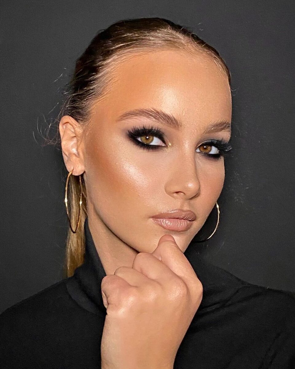 25 Hottest Smokey Eye Makeup Inspo Ideas In 2025 - Trendy Universe