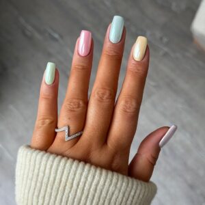 24 Colorful Chrome Nails You Totally Can’t Afford To Miss