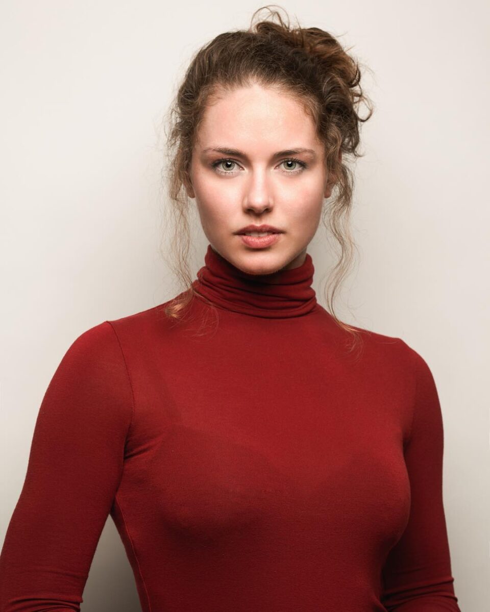 22 Ways To Rock Fluffy Hair With Confidence
