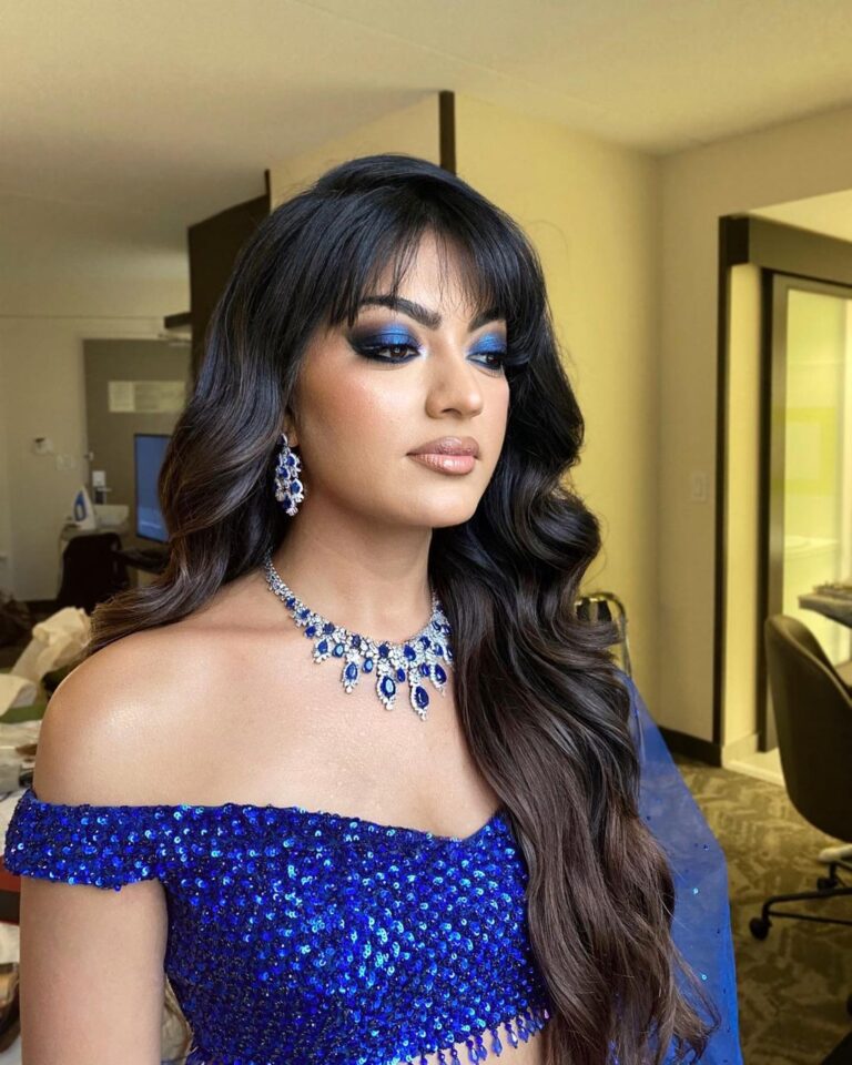 20 Stunning Prom Makeup Looks For Every Shade Of Blue Dress