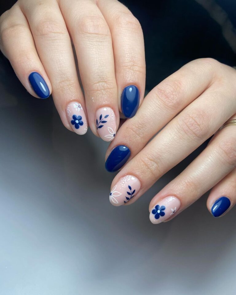 25 Stunning Blue Nails That Give The Perfect Pop
