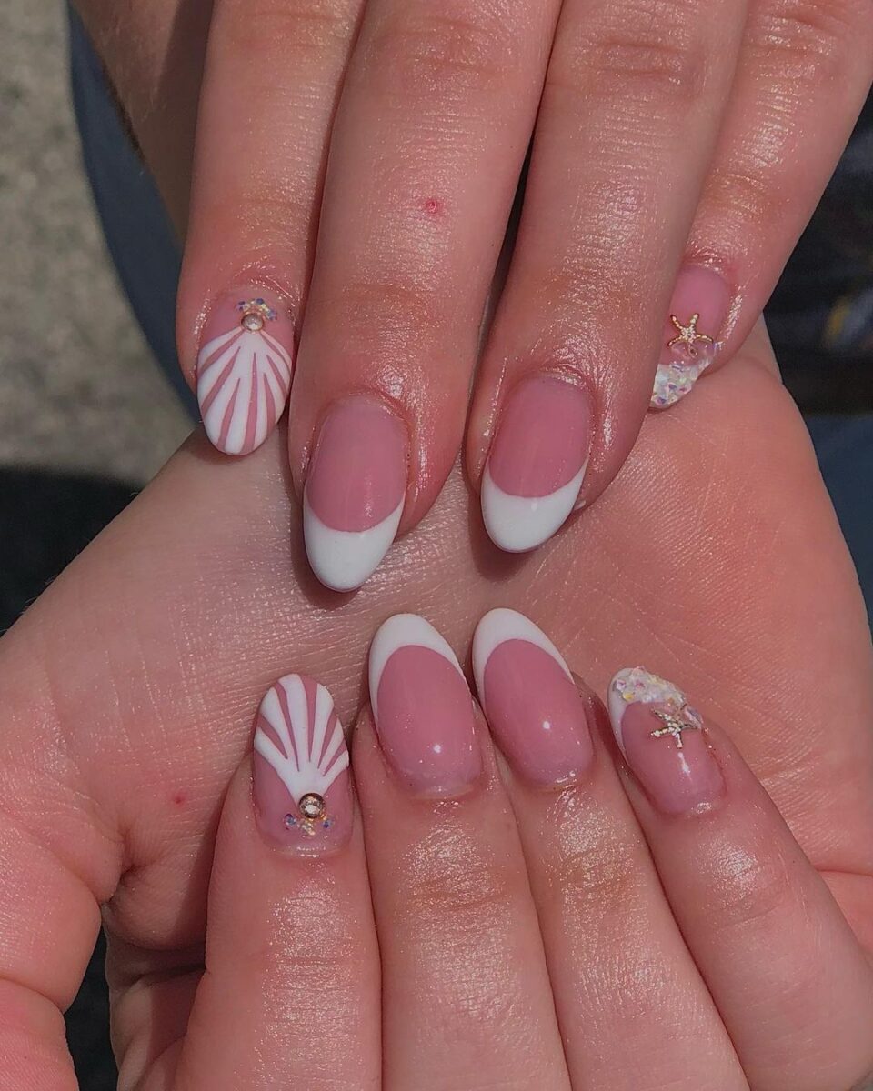 25 Most Awesome Beach Nails For Your Dream Vacation