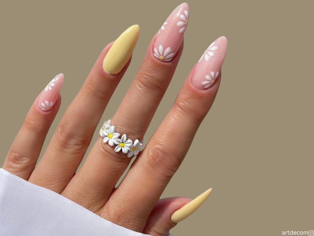 Welcome Spring In Style With These 18 Cheerful Daisy Nails