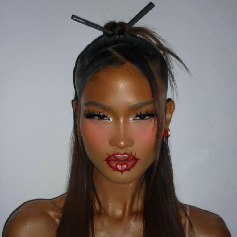 20 New Ways To Upgrade Classic Red Prom Makeup