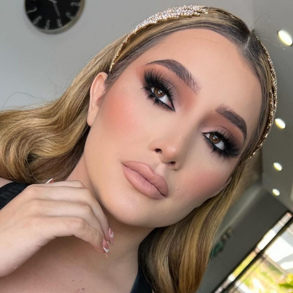 22 Insta Worthy Prom Make Up Looks To See Out High School In Style