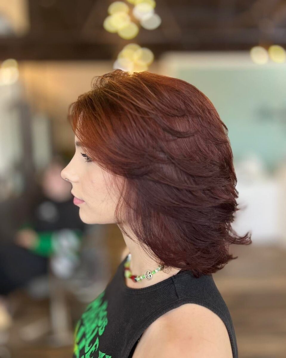 21 Cortes de Pelo Mariposa: La Tendencia que Transformará tu Look ...