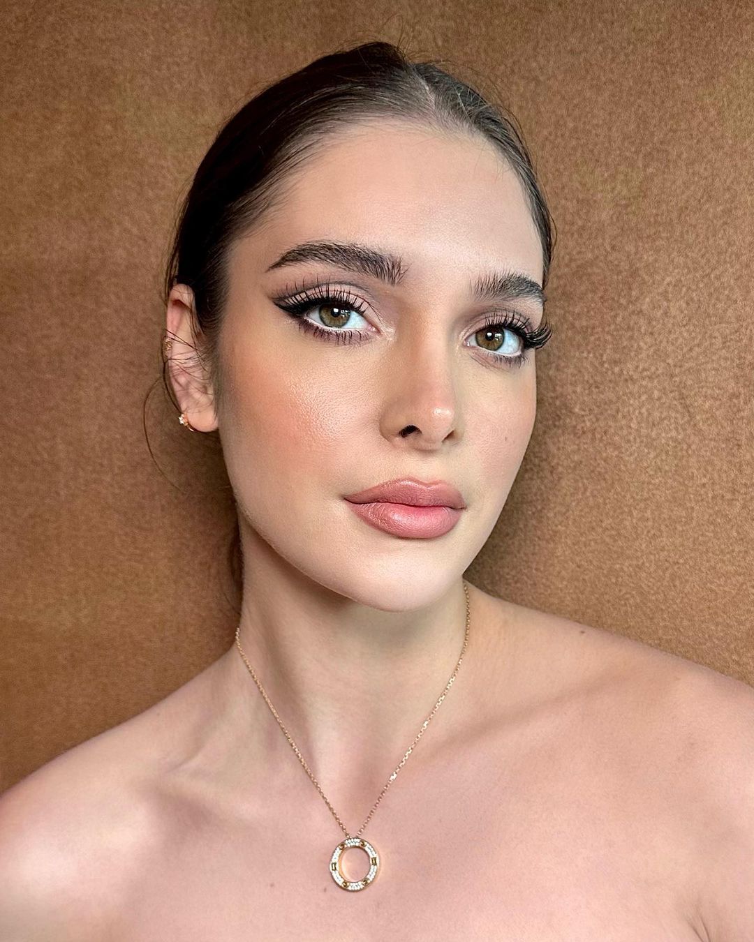 13 Game-Changing Makeup Looks For Hooded Eyes