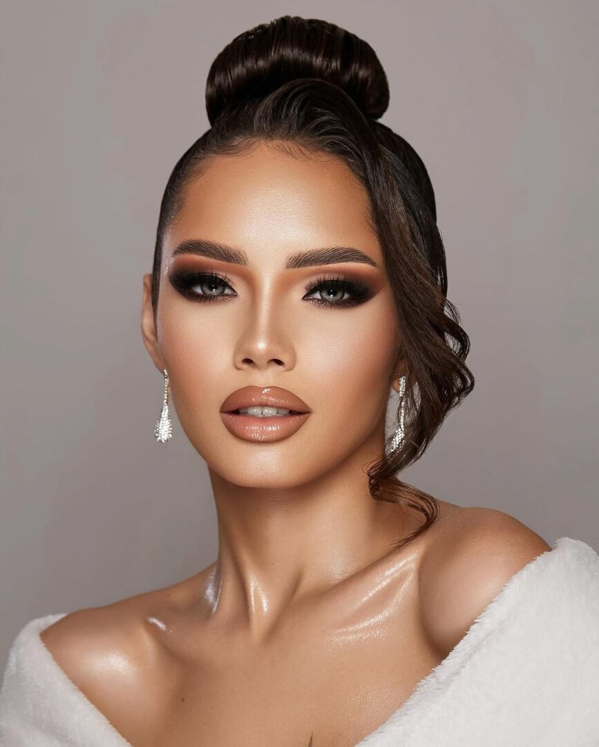 22 Insta Worthy Prom Make Up Looks To See Out High School In Style