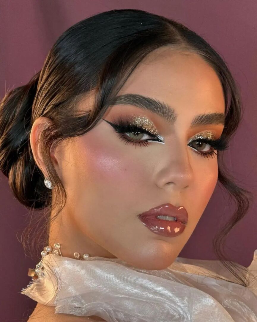 22 Insta Worthy Prom Make Up Looks To See Out High School In Style