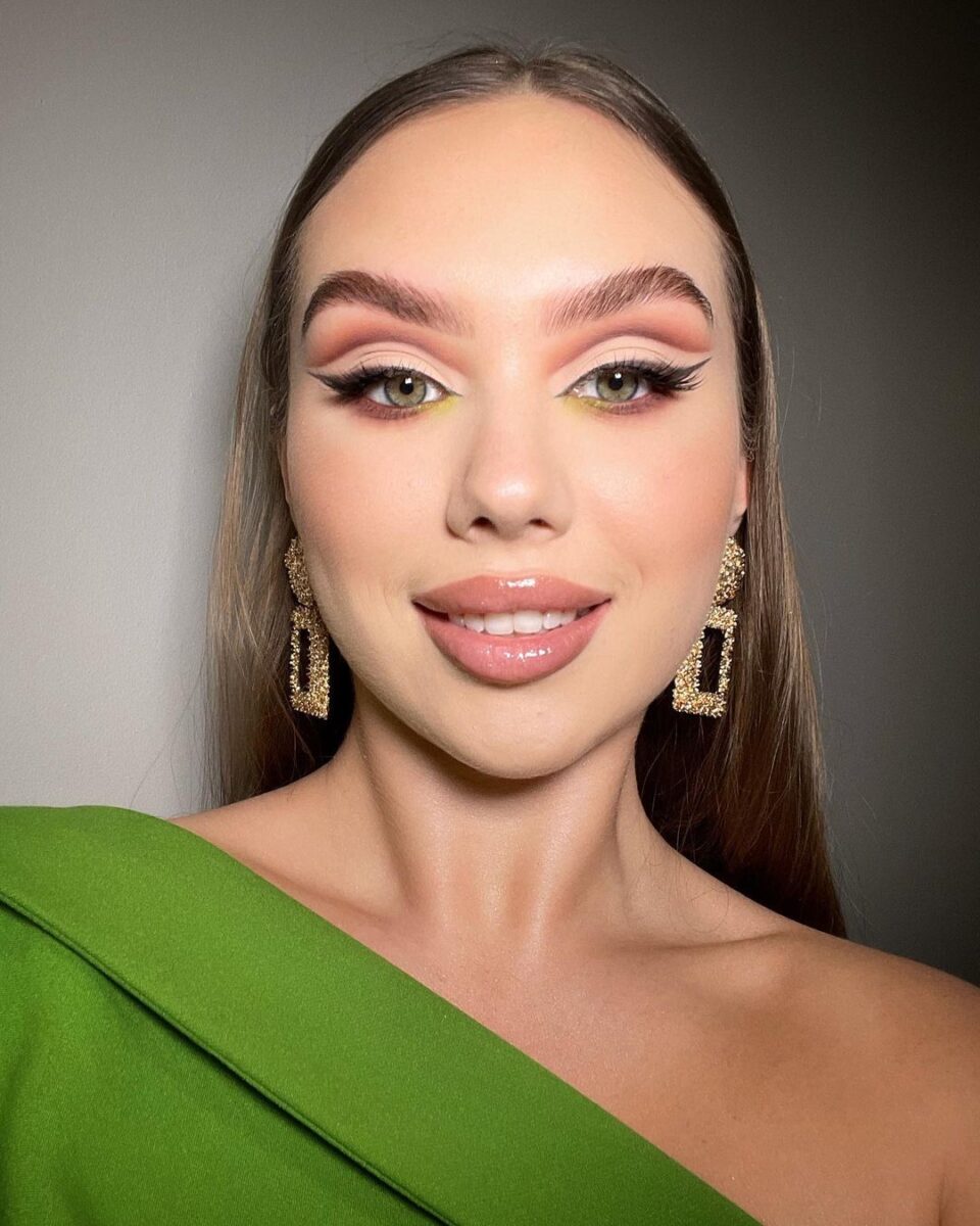 Flattering Prom Makeup For Green Eyes Ideas To Celebrate In Style