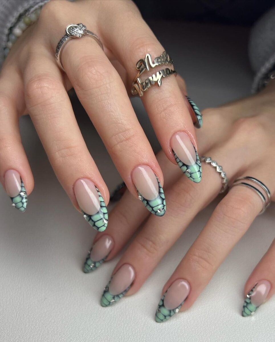 These 22 Mint Green Nails Ideas Will Be All Over Your FYP