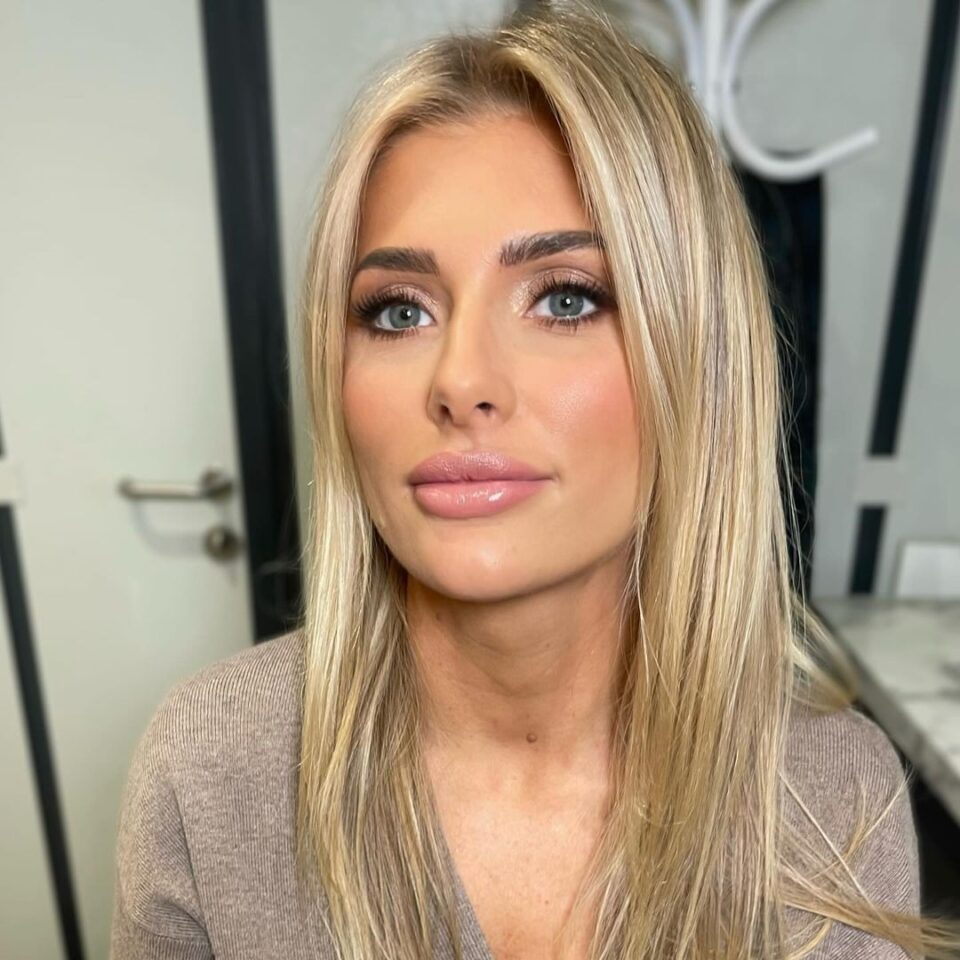 22 Insta Worthy Prom Make Up Looks To See Out High School In Style