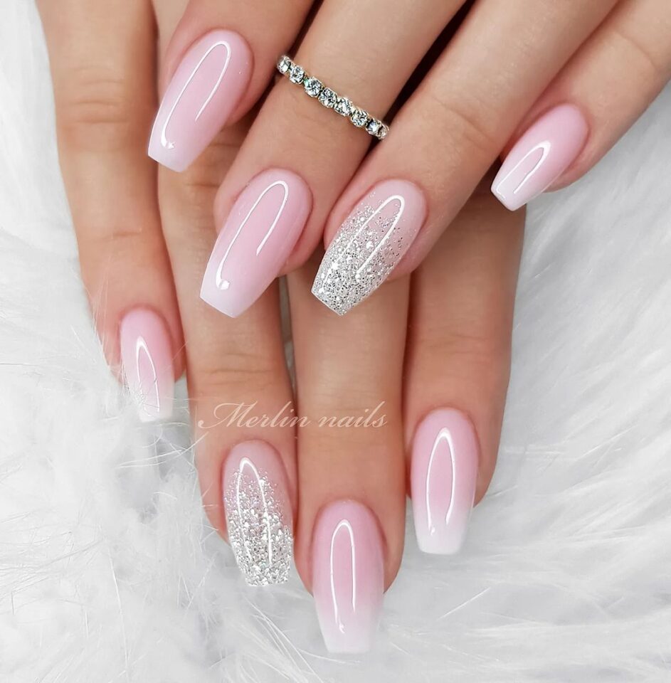 22 façons très tendance d'arborer la tendance des ongles de ballerine
