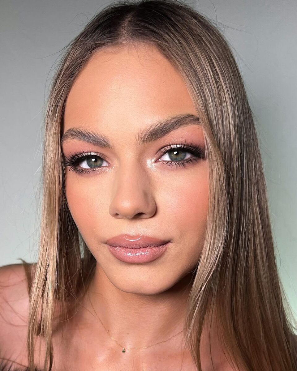 13 Game-Changing Makeup Looks For Hooded Eyes