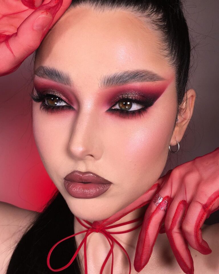 20 New Ways To Upgrade Classic Red Prom Makeup