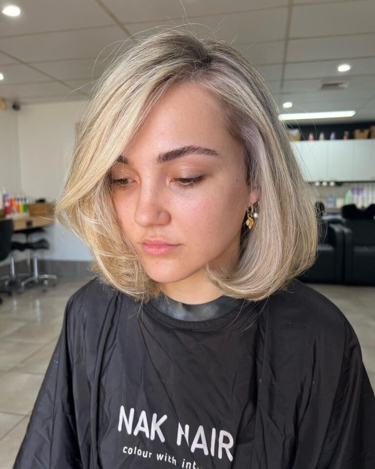 20 Old Money Bob Hair Inspo Styles That Are Pure Fire