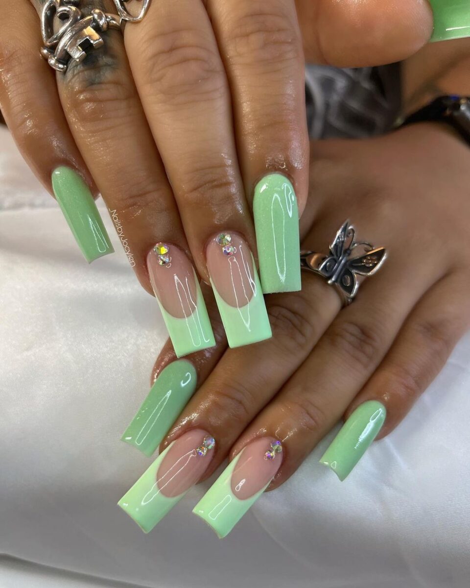 These 22 Mint Green Nails Ideas Will Be All Over Your FYP