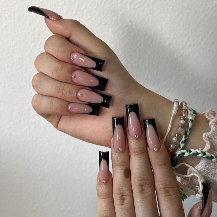 25 Black Prom Nails For A Bold And Elegant Look