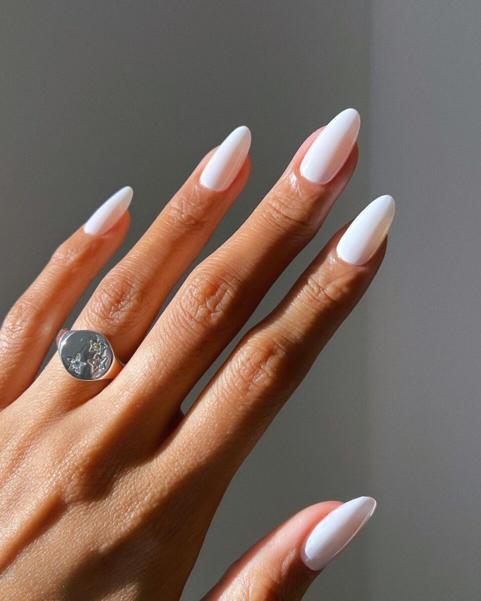 23 Most Elegant Neutral Nails That Will Never Go Out Of Style