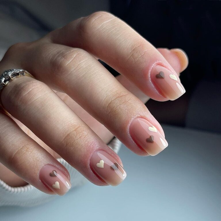 23 Most Elegant Neutral Nails That Will Never Go Out Of Style