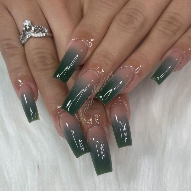 These 23 Ombre Nails Will Bust Any Manicure Rut