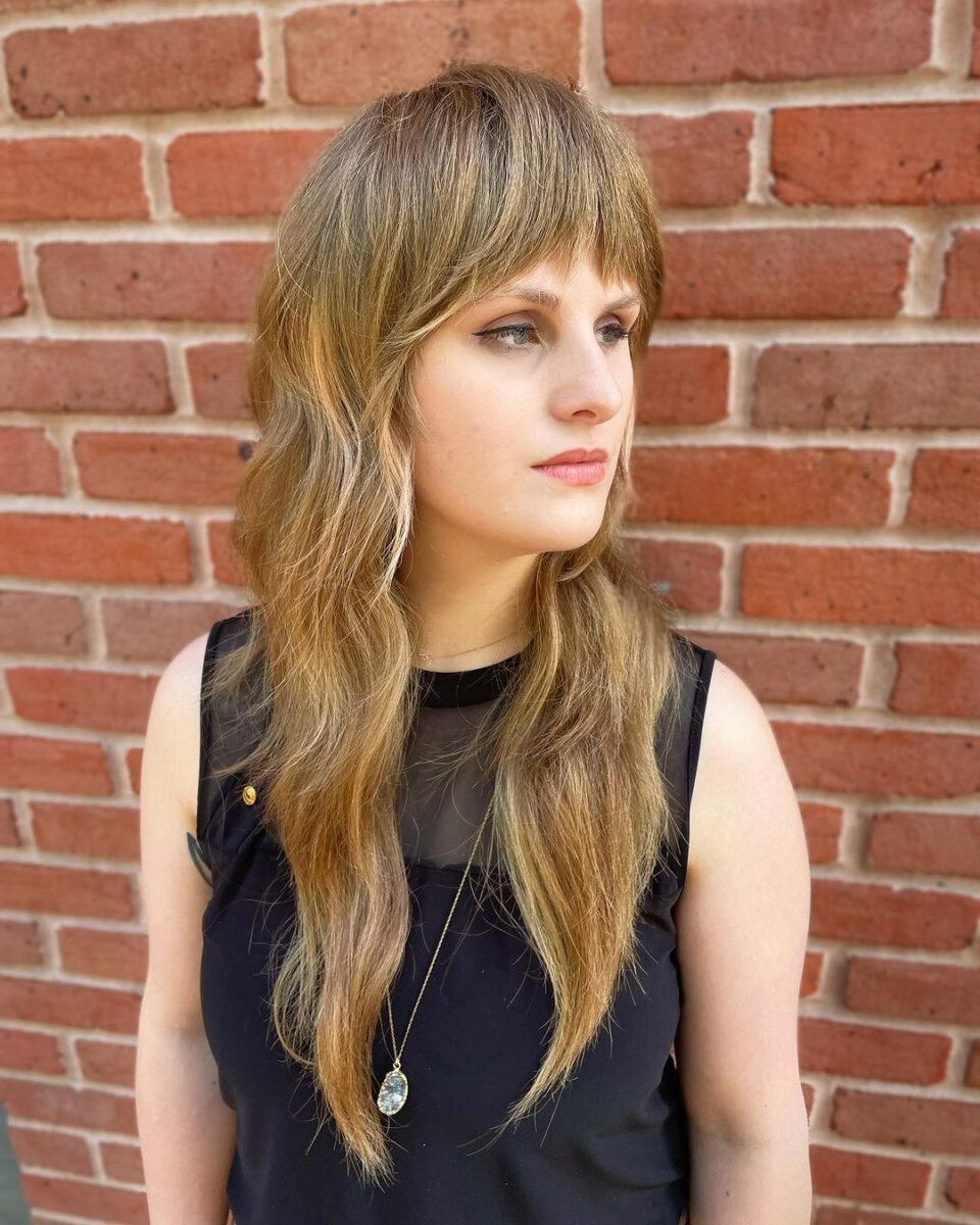 29 Effortlessly Chic Shag Haircut Ideas For Women To Rock In 2025