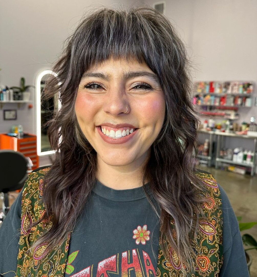 29 Effortlessly Chic Shag Haircut Ideas For Women To Rock In 2025