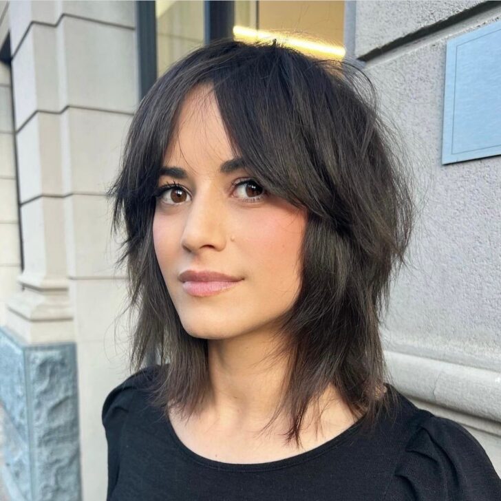 29 Effortlessly Chic Shag Haircut Ideas For Women To Rock In 2025