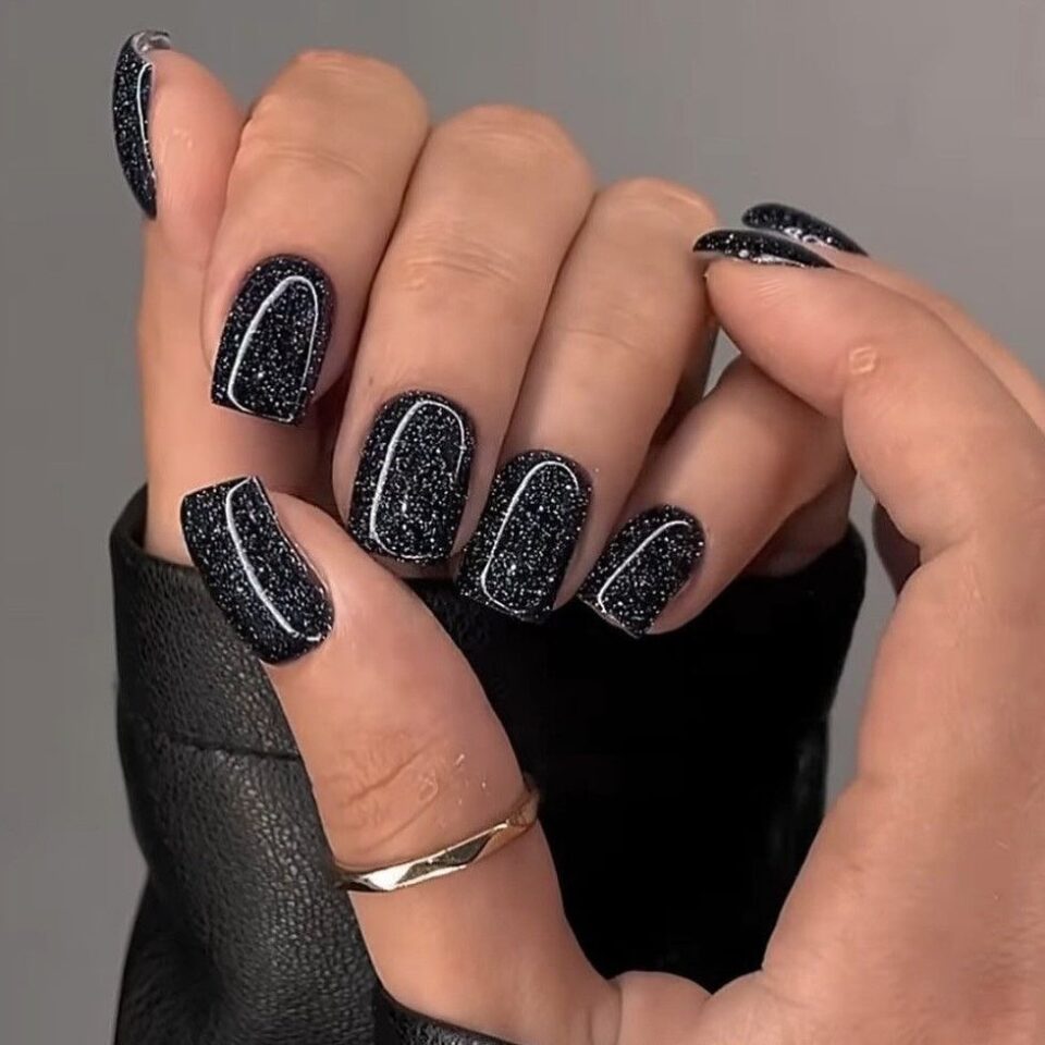 26 Classy Black Nail Designs That Radiate Chic And Mystical Vibes