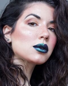 20 Dark And Enchanting Clean Goth Makeup Ideas That Are Anything But Boring