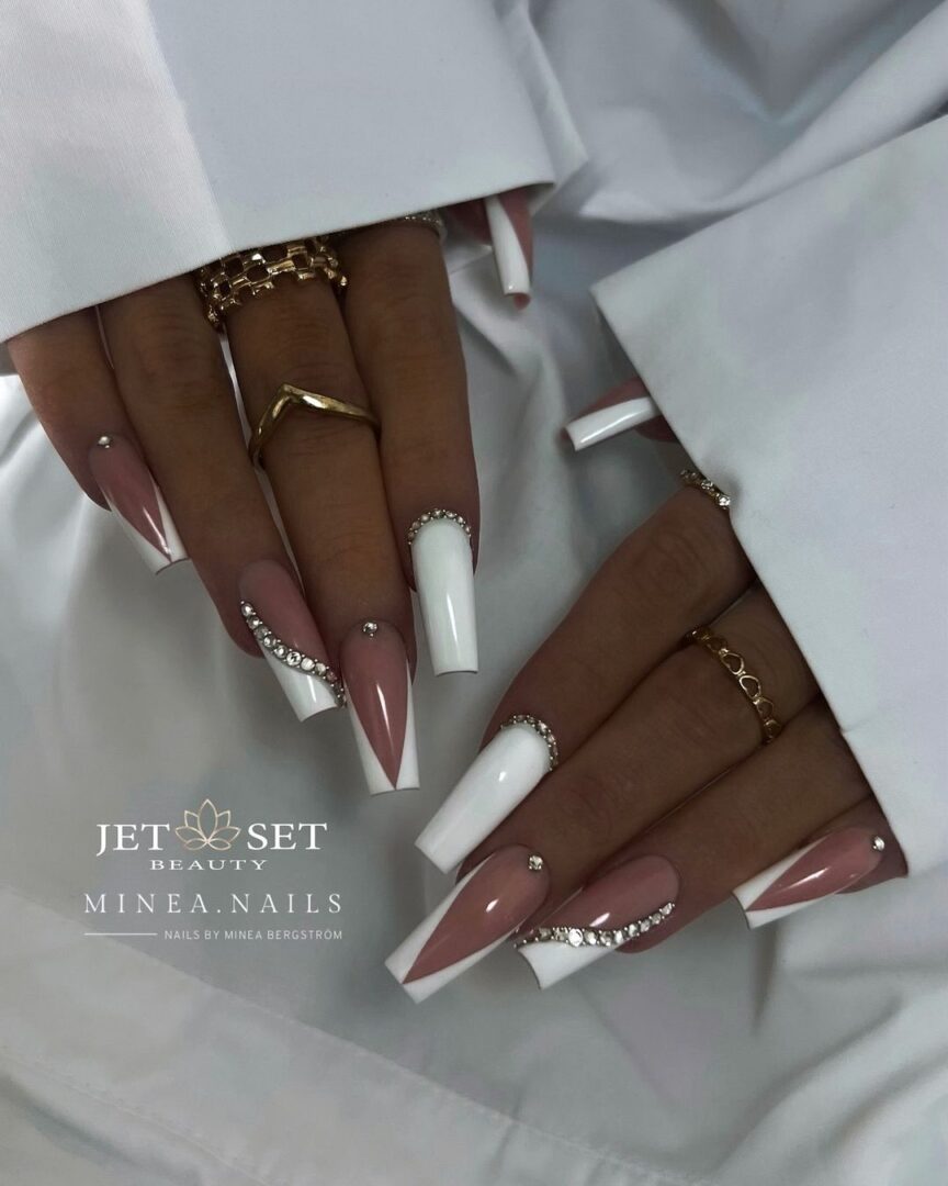 25 Classy Nails Inspo Pics To Level Up Your Manicure