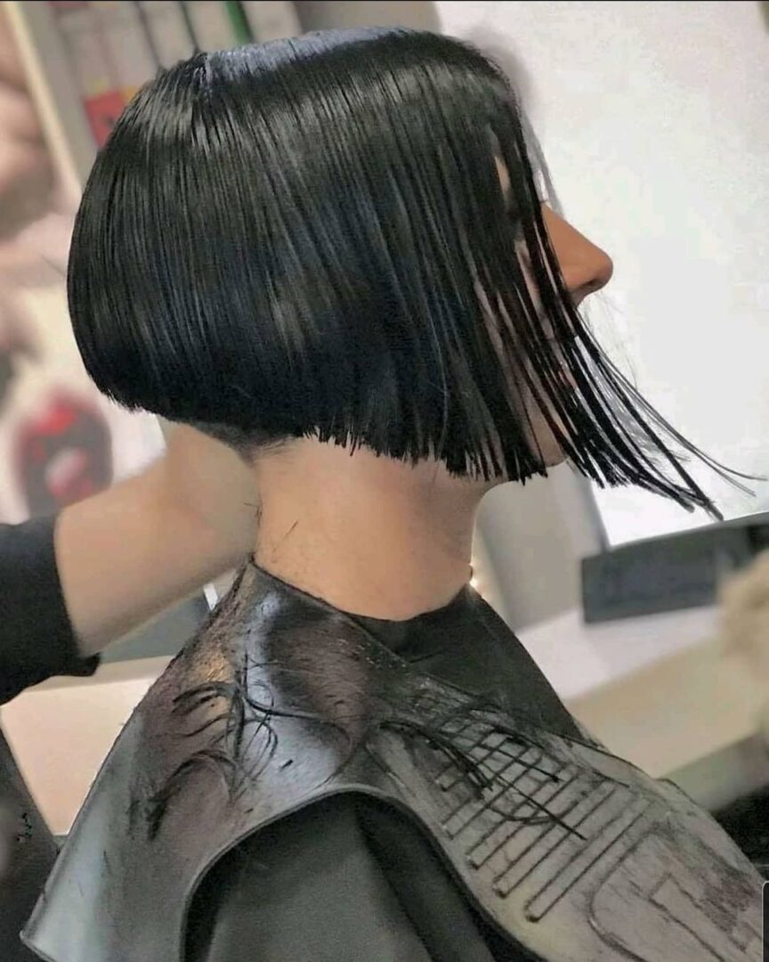 These 22 Hydro Bob Cuts Are This Season's Most Asked-About Hairstyles