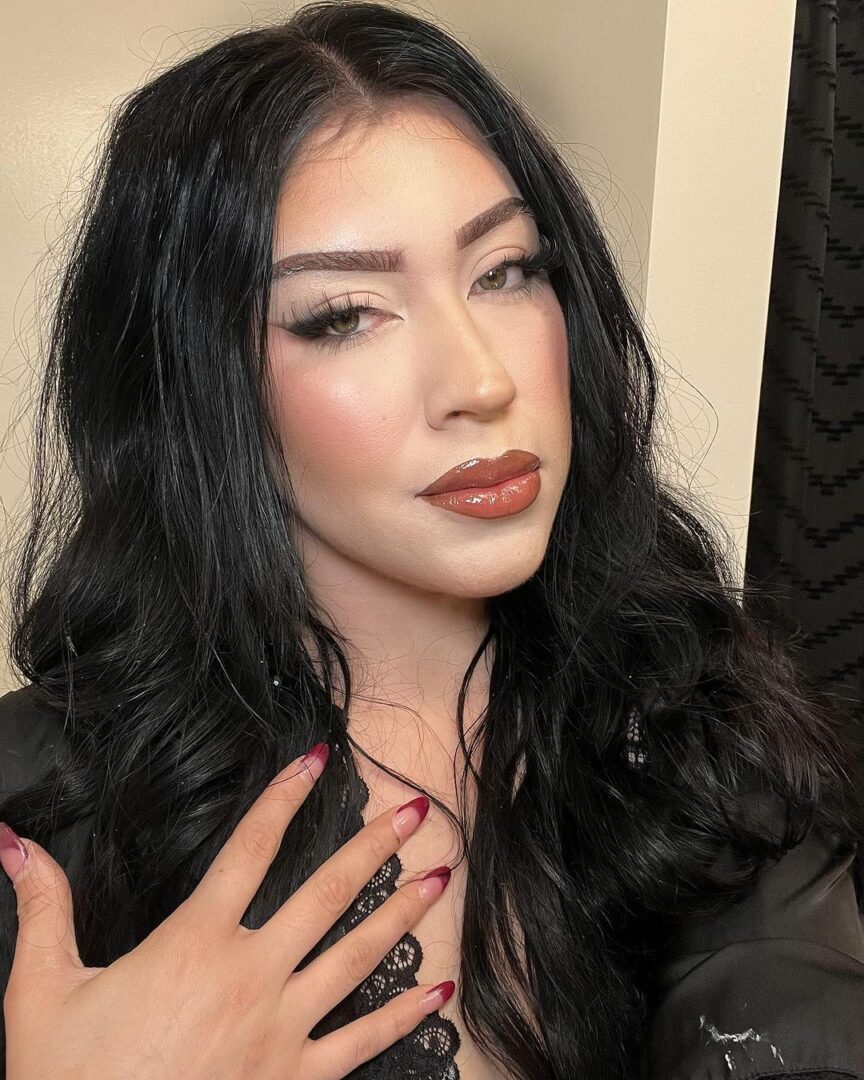 20 Dark And Enchanting Clean Goth Makeup Ideas That Are Anything But Boring