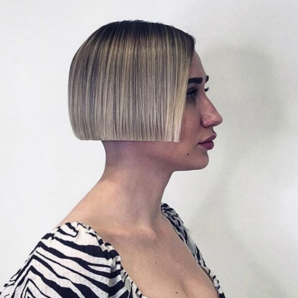 22 Ways To Rock Ear Length Hair This Season