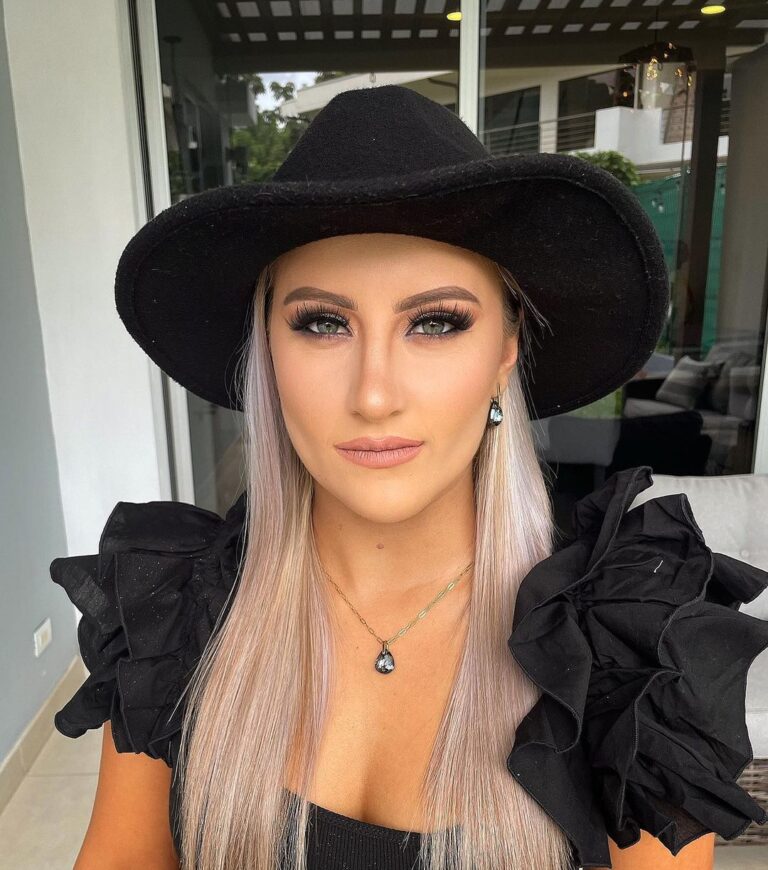 Ride Into The Wild West With These 20 Cowgirl Makeup Ideas