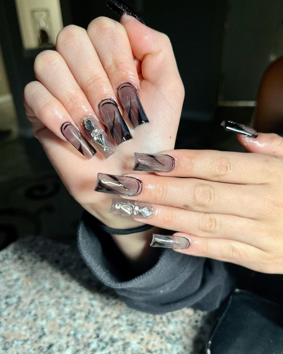 25 Black Prom Nails For A Bold And Elegant Look