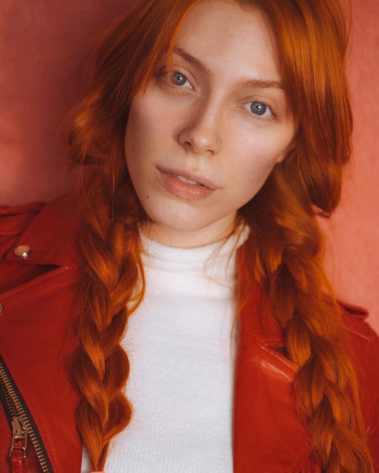Get Your Groove On With These 25 Funky '70s Makeup Looks