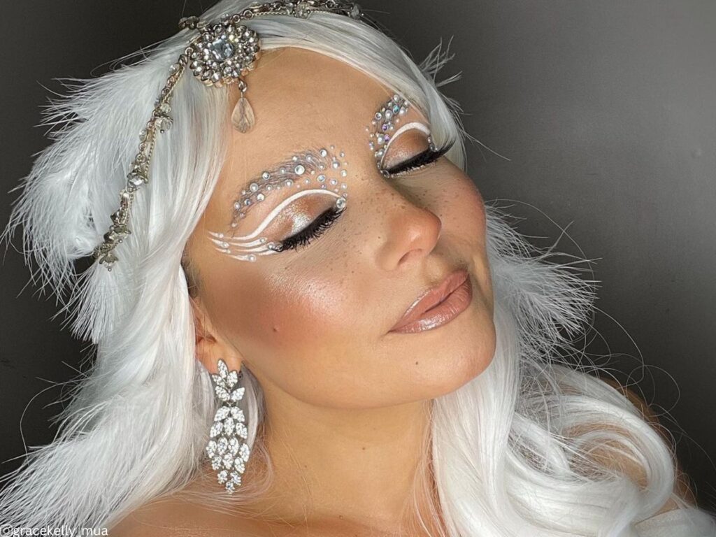 19 Angelic Makeup Look Ideas To Illuminate Your Beauty
