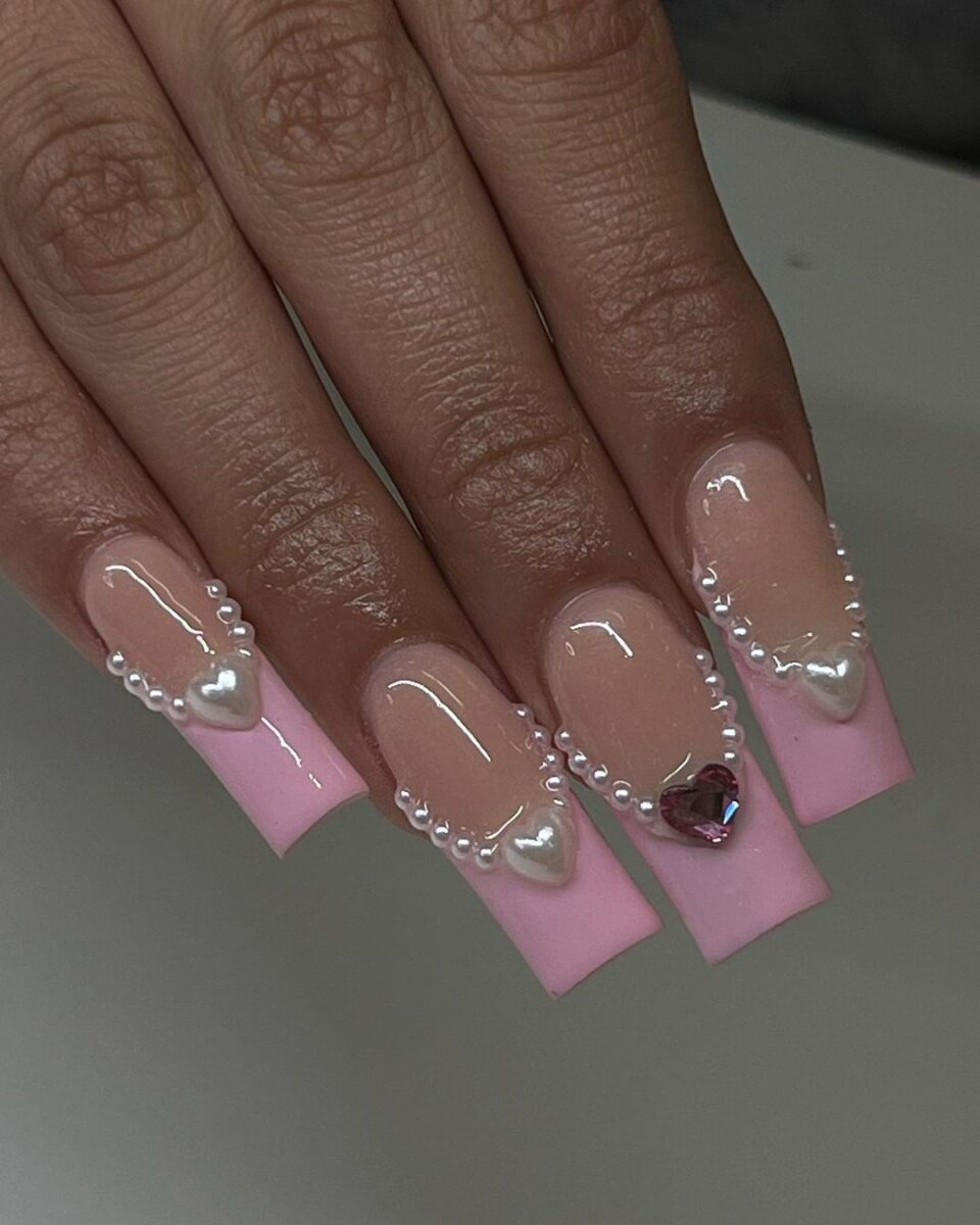 Say Oui To These 25 French Tip Acrylic Nails Ideas