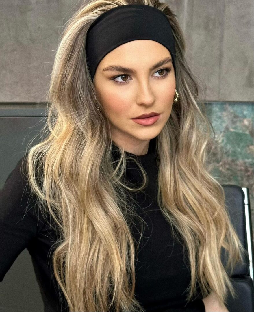 These 24 Nostalgic 90s Hairstyles Are A Real Blast From The Past