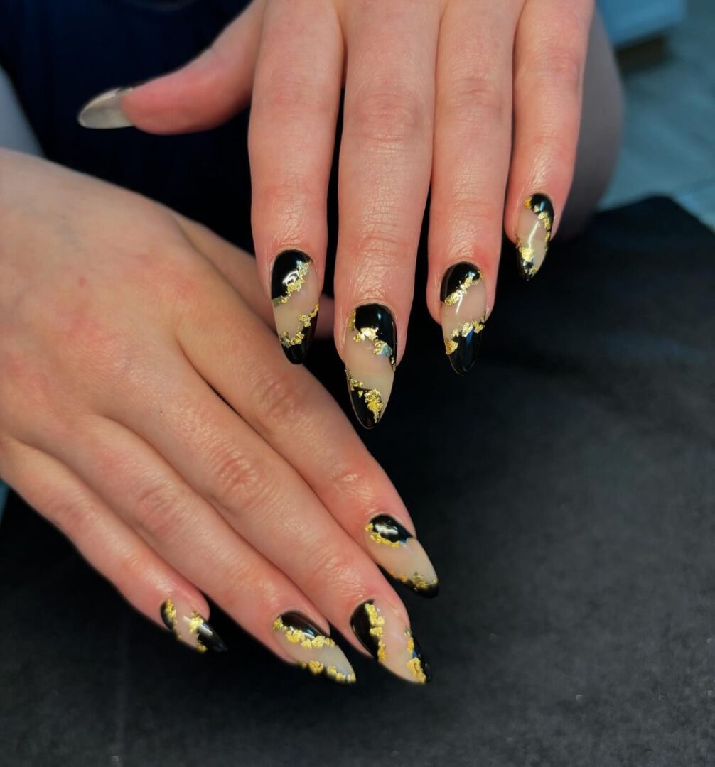 17 Greek Goddess Nails For A Mythical Glamorous Mani