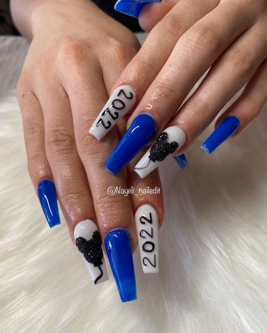 22 Graduation Nails For A Picture-Perfect Finish Of This Milestone