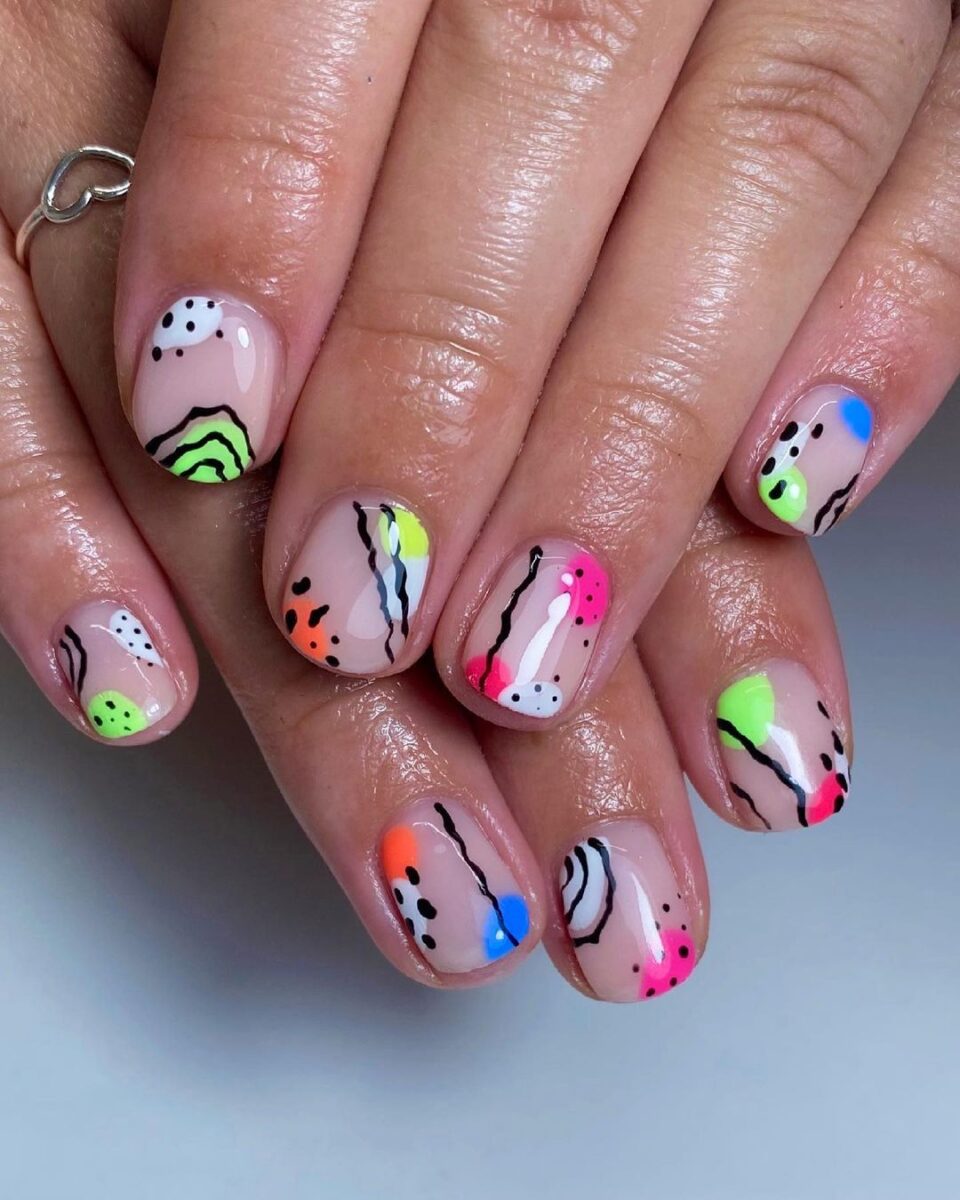 These 25 Vibrant Neon Nails Are Instant Mood Boosters